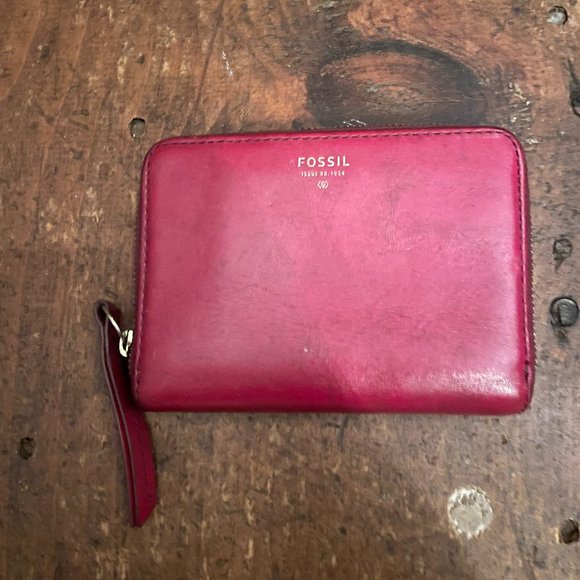 Fossil | Bags | Fossil Wallet | Poshmark